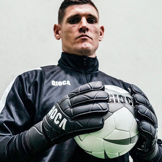 Body Shield Goalkeeper Knee Guards - The Football Factory